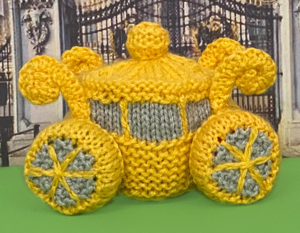 KNITTING PATTERN - Royal Coronation Carriage orange cover / 13cms Quee ...